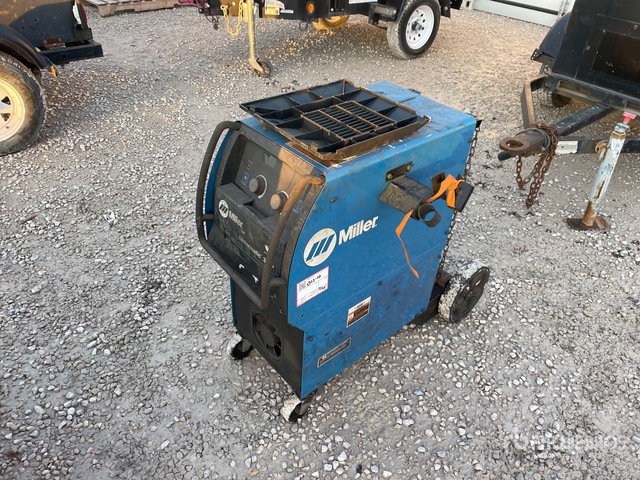 2011 Miller Millermatic 350P 350 A Multi-Process Electric Welder ...