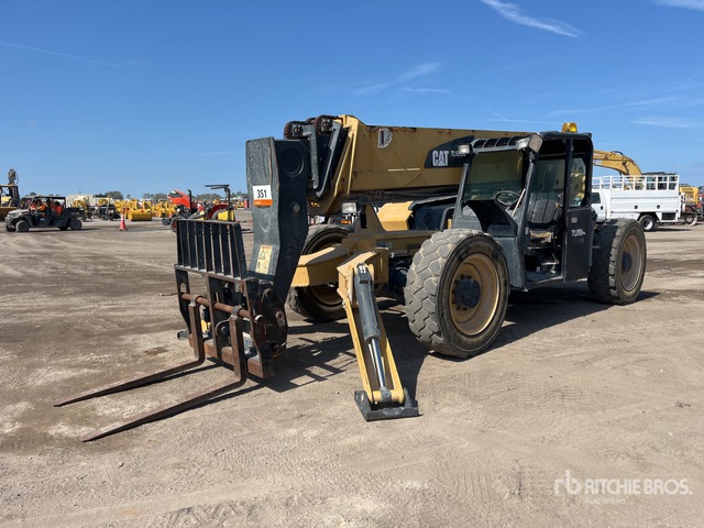 2013 Cat TL1055C Telehandler | Ritchie Bros. Auctioneers