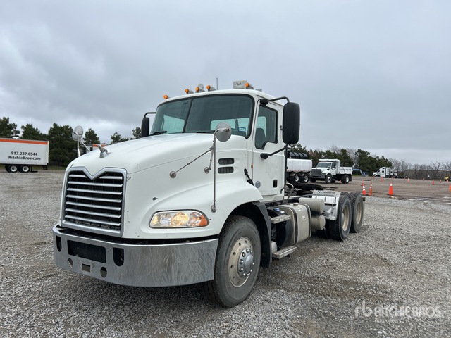 2011 Mack CXU613 6x4 T/A Day Cab Truck Tractor | Ritchie Bros. Auctioneers