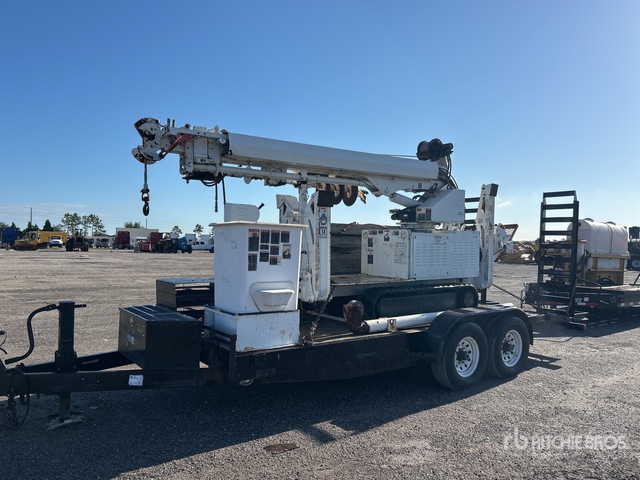 2009 Altec DB37 Tracked Digger Derrick | Ritchie Bros. Auctioneers