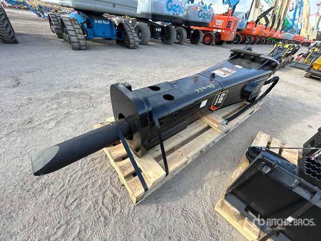 Cat H160DS Hydraulic Breaker | Ritchie Bros. Auctioneers