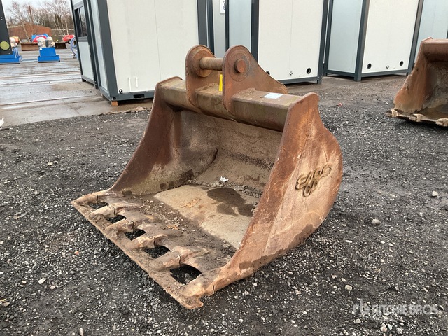 Eaco 1450 mm Digging Excavator Bucket | Ritchie Bros. Auctioneers