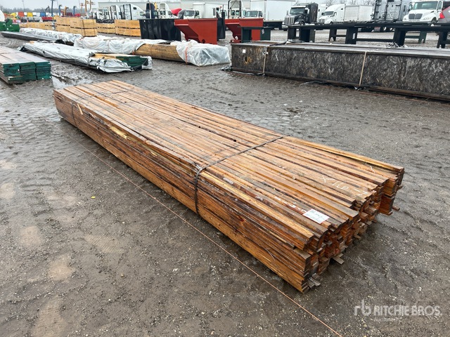 Quantity of (432) 1 x 2 x 14 Lumber | Ritchie Bros. Auctioneers