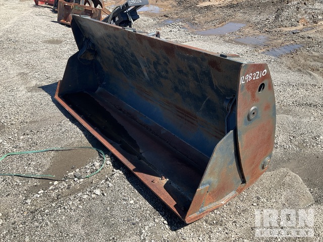 92 in Multi-Purpose Wheel Loader Bucket | Ritchie Bros. Auctioneers