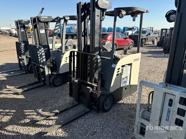 2018 Crown Rc5535-35 Electric Forklift | Ritchie Bros. Auctioneers