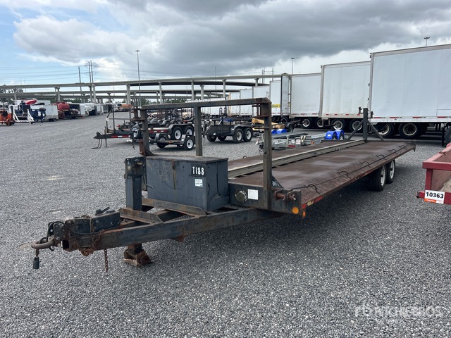 2003 Aztec 24 ft T/A Utility Trailer | Ritchie Bros. Auctioneers