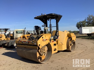 2015 Cat CB64 Double Drum Roller in Medford, Minnesota, United States ...