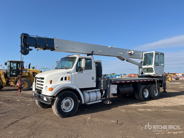 USTC 28L Straight Boom on 1999 Sterling L7501 6x4 Boom Truck | Ritchie ...