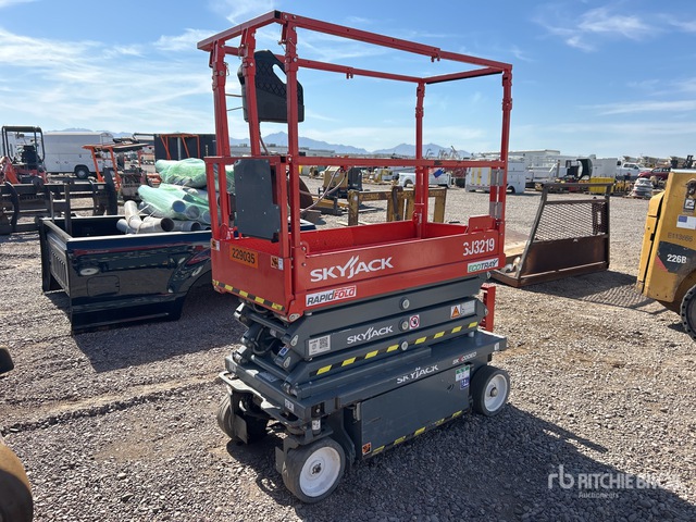 2022 Skyjack SJ 3219 Electric Scissor Lift (Inoperable) | Ritchie Bros ...