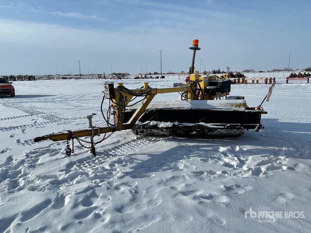 MB 53-MH 96 in Tow Behind Parking Lot Sweeper Attachment | Ritchie Bros ...