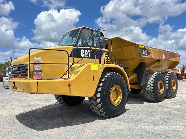 2005 Cat 740 Articulated Dump Truck | Ritchie Bros. Auctioneers