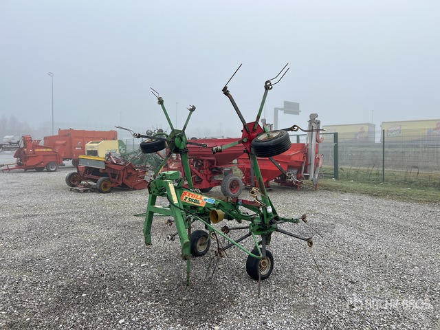 Stoll Z 550 Hydro Hay Rake | Ritchie Bros. Auctioneers
