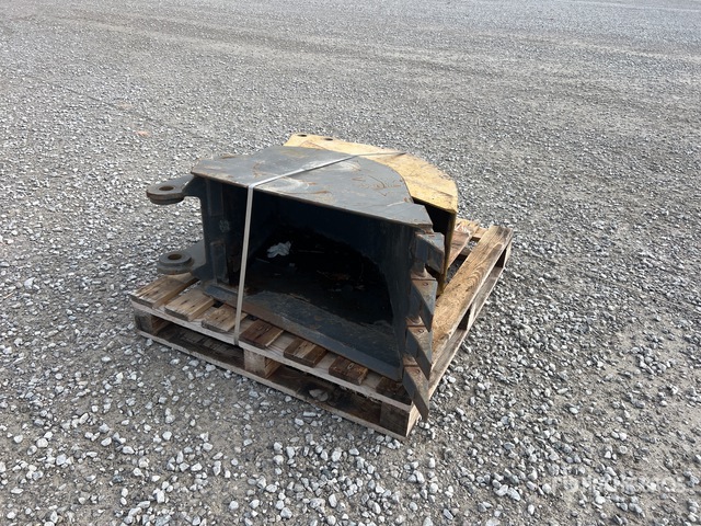Quantity of (1) Pallets of Excavator Bucket | Ritchie Bros. Auctioneers