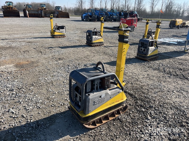 2016 Wacker DPU5545HEH Vibratory Plate Compactor | Ritchie Bros ...