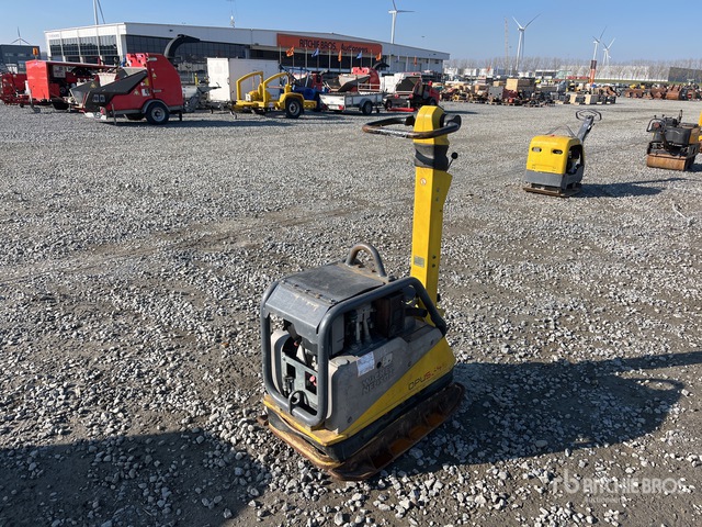 2016 Wacker DPU5545HEH Vibratory Plate Compactor | Ritchie Bros ...