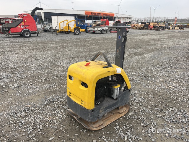 2014 ATLAS COCPCO LG400 Vibratory Plate Compactor | Ritchie Bros ...