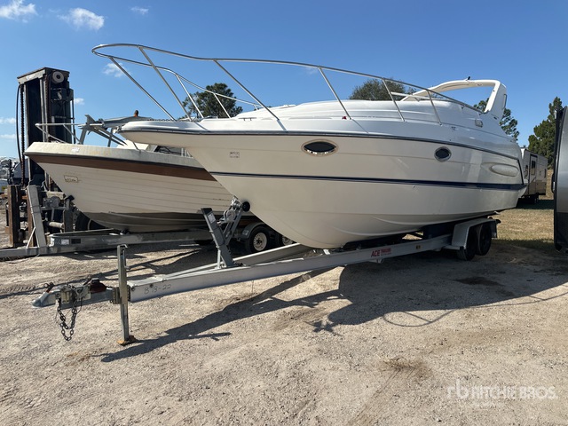2005 Maxum 2900 SE 31 ft Cruiser w/ Ace Trailer | Ritchie Bros. Auctioneers
