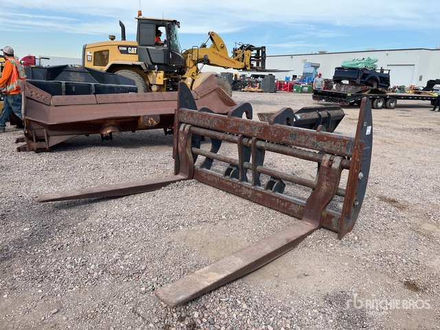 72 in Wheel Loader Forks | Ritchie Bros. Auctioneers