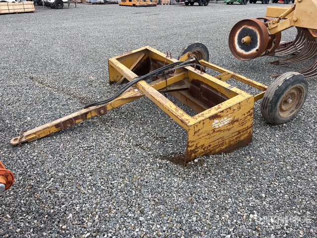 Custom Built 96 in Box Scraper | Ritchie Bros. Auctioneers