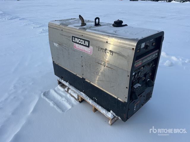 2005 Lincoln Vantage 300 Engine Driven Welder | Ritchie Bros. Auctioneers