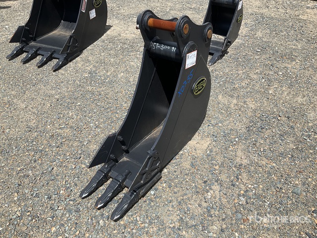 EXEQ 300 mm Q/C Digging Excavator Bucket - Fits 5 Ton (Unused ...