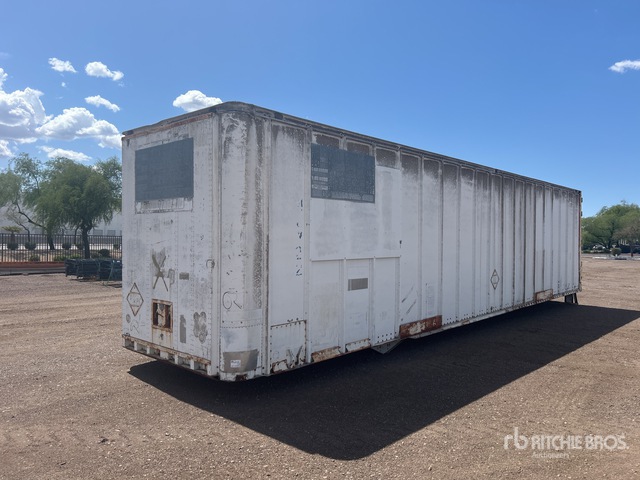 Strick 040S35SPFV12 42 ft Van Trailer Body | Ritchie Bros. Auctioneers