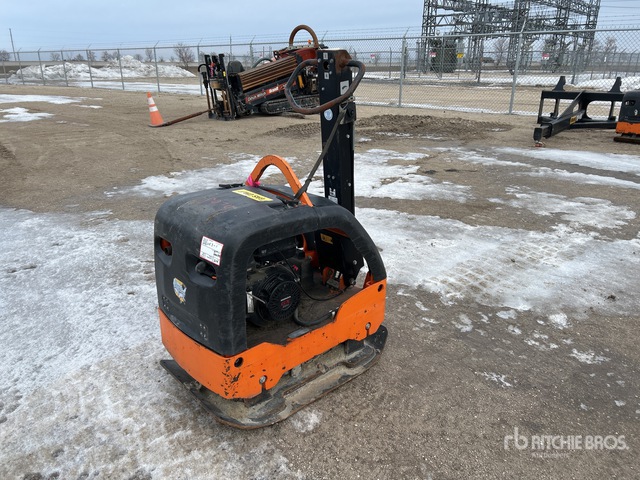 APT RP400 Reversible Vibratory Plate Compactor | Ritchie Bros. Auctioneers