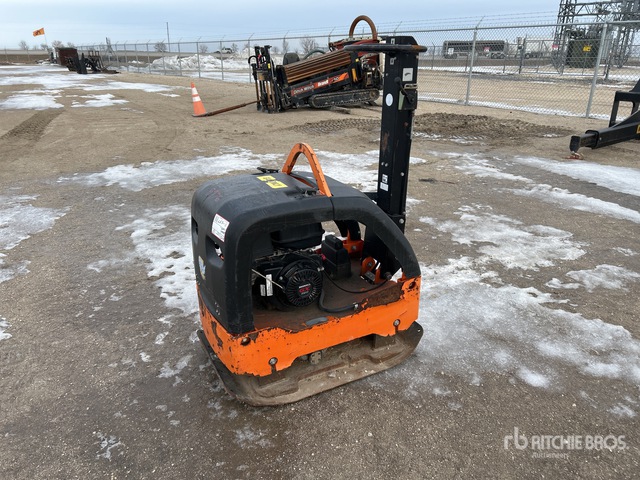 APT RP400 Reversible Vibratory Plate Compactor | Ritchie Bros. Auctioneers
