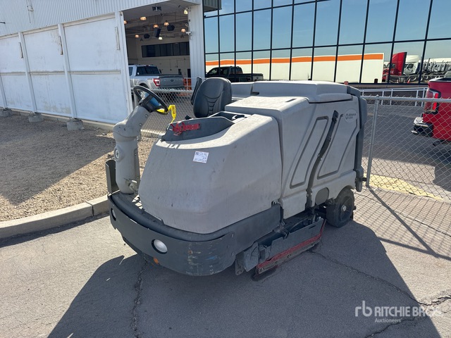 Advance SC8000 Ride-On Floor Scrubber | Ritchie Bros. Auctioneers