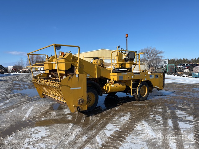 1990 Etnyre Chip Spreader | Ritchie Bros. Auctioneers