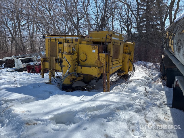 1983 Gomaco GT6300 Comander III Curb and Gutter Machine (Inoperable ...