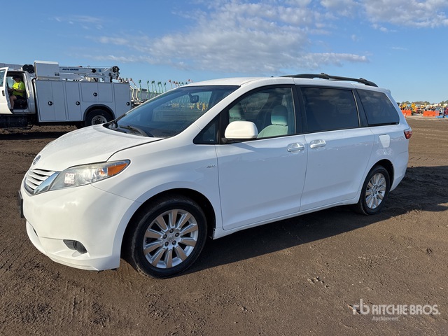 2016 Toyota Sienna AWD Minivan | Ritchie Bros. Auctioneers