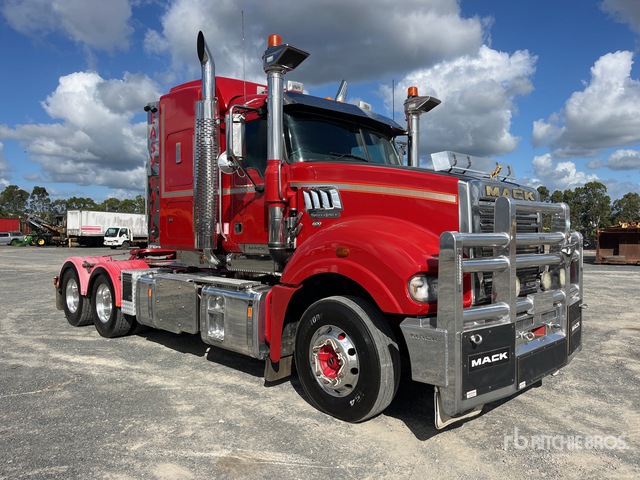 2017 Mack CLXT Super-Liner 6x4 T/A Sleeper Truck Tractor | Ritchie Bros ...