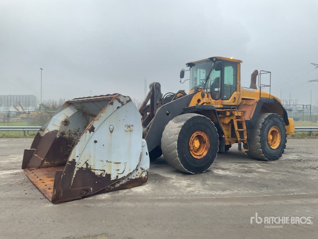 2011 Volvo L220G Wheel Loader | Ritchie Bros. Auctioneers