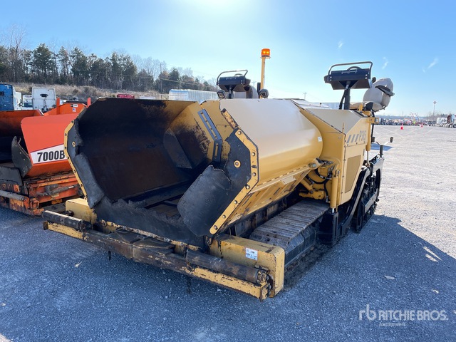 2016 Weiler P385B Track Asphalt Paver | Ritchie Bros. Auctioneers