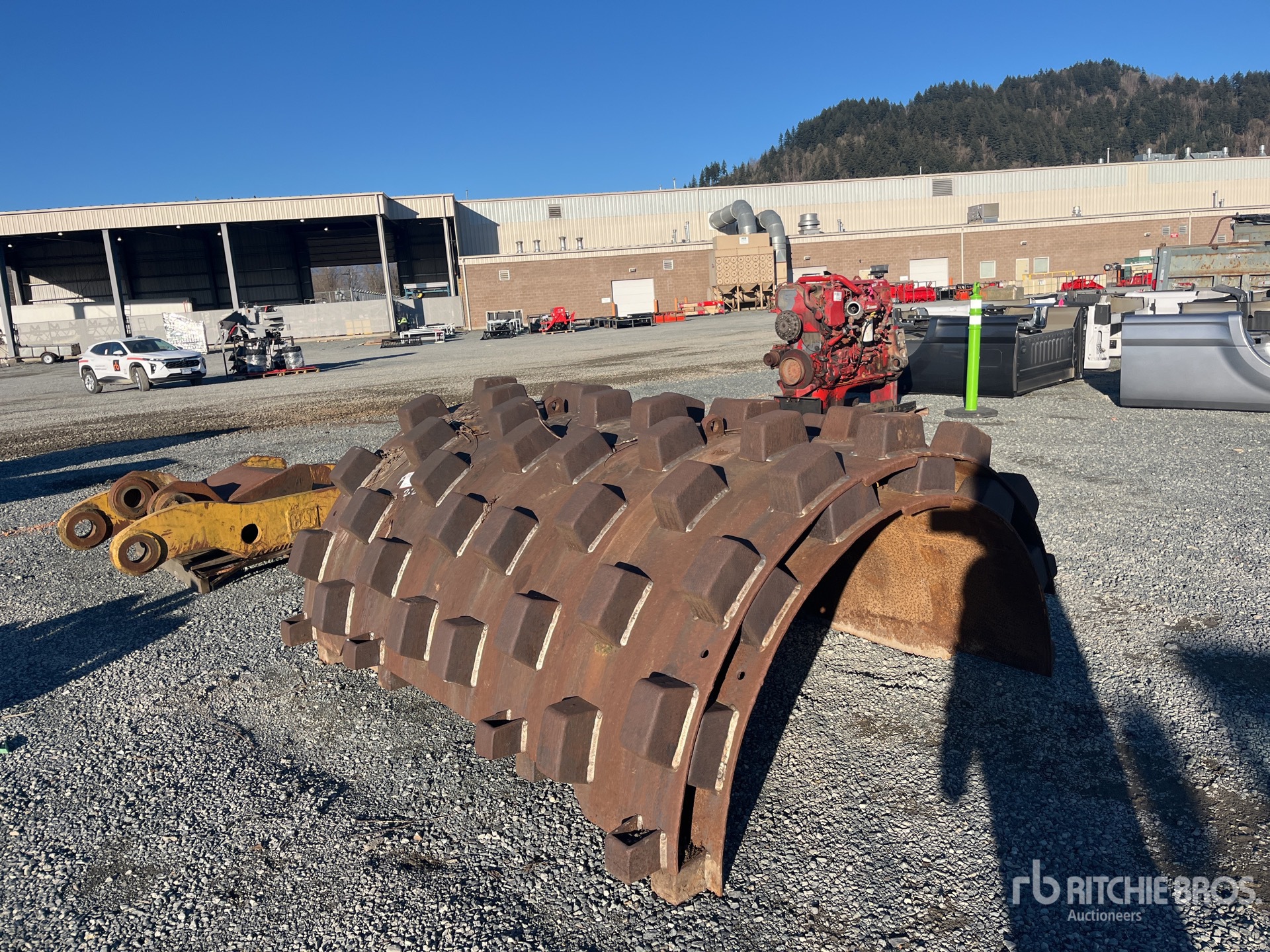 84 in Padfoot Shell Kit | Ritchie Bros. Auctioneers