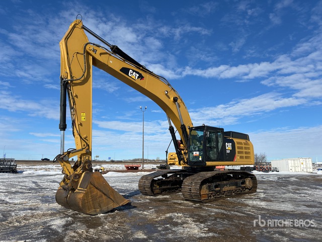 2016 Cat 352F VG Tracked Excavator | Ritchie Bros. Auctioneers