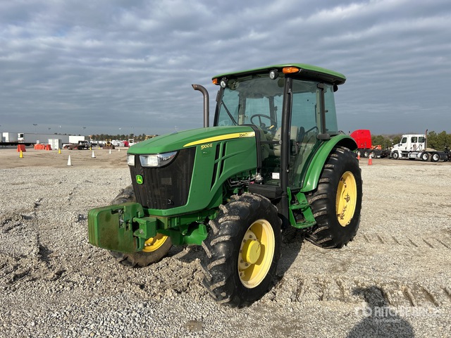 2013 John Deere 5100E 4WD Tractor Agrícola | Ritchie Bros. Auctioneers