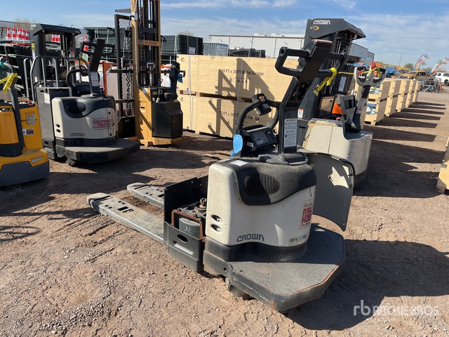 2012 Crown PE4000-60 6000 lb Electric Pallet Jack | Ritchie Bros ...
