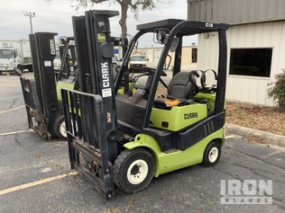 Clark C18L 3300 lb Pneumatic Tire Forklift (Inoperable) in Converse ...