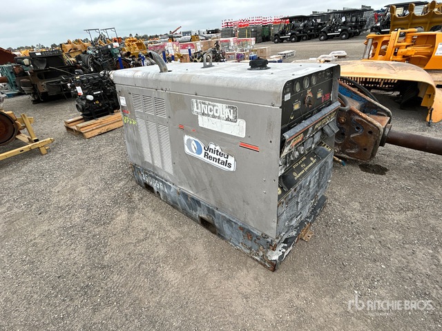 2010 Lincoln Electric Vantage 500 Engine Driven Welder | Ritchie Bros ...