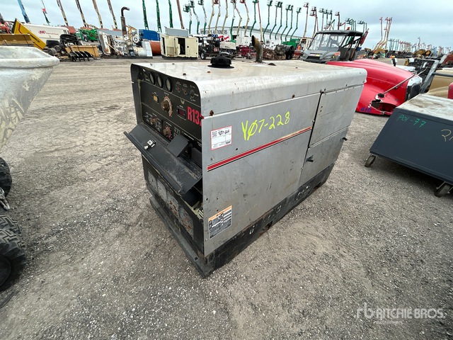 2004 Lincoln Electric Vantage 500 575 A Engine Driven Welder | Ritchie ...