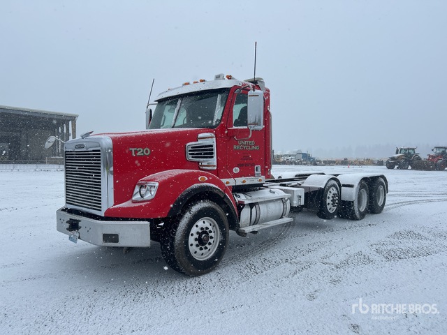 2017 Freightliner 122SD 8x4 Cab and Chassis | Ritchie Bros. Auctioneers
