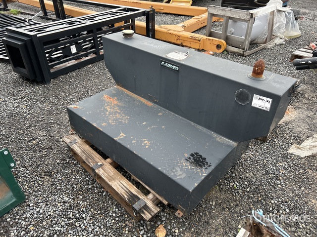 Lund Steel Fuel Tank | Ritchie Bros. Auctioneers