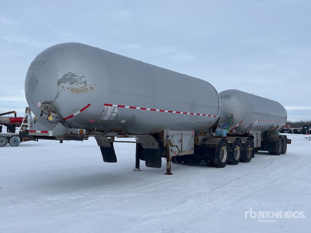 1982 Mississippi 8700 gal Super B-Train Tanker Trailer | Ritchie Bros ...