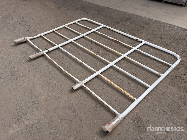 Trailer Headboard | Ritchie Bros. Auctioneers