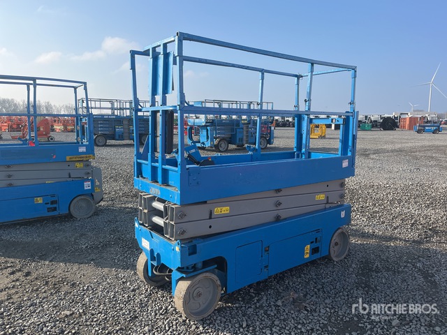 Genie GS2032 Electric Scissor Lift | Ritchie Bros. Auctioneers