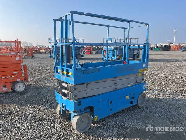 Genie GS2032 Electric Scissor Lift | Ritchie Bros. Auctioneers