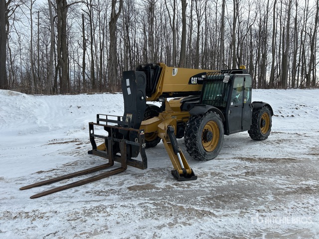 2014 Cat TL1055C Telehandler | Ritchie Bros. Auctioneers