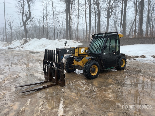 2014 Cat TH255C Telehandler | Ritchie Bros. Auctioneers